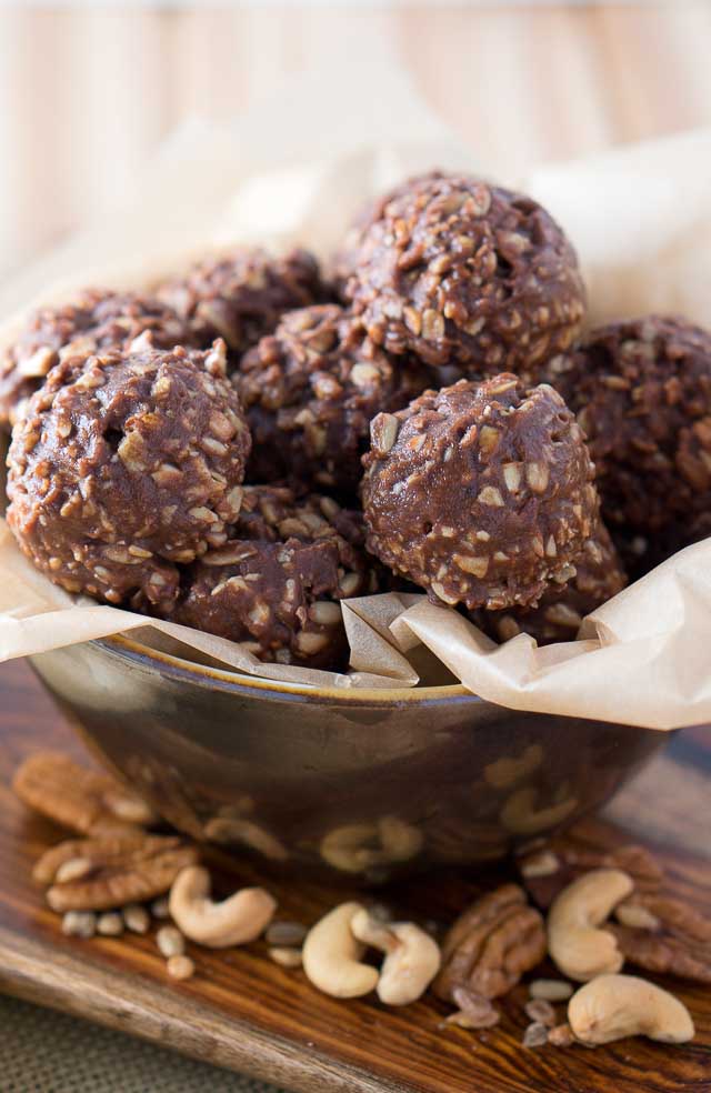 No Bake Chocolate Bites | Delicious Meets Healthy